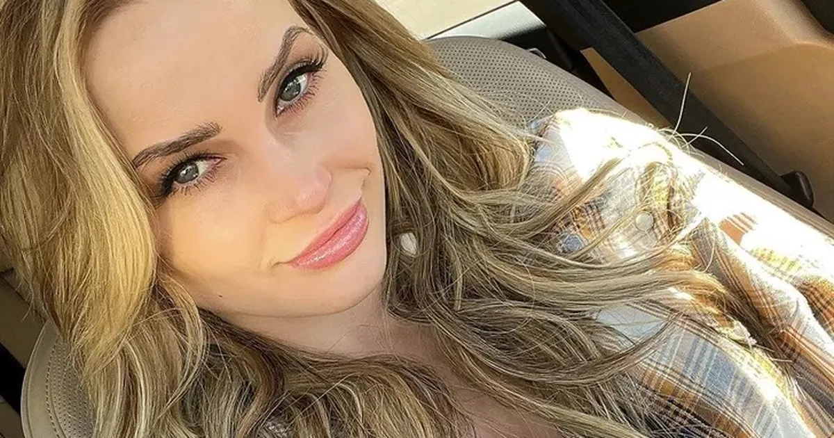 Ünlü model intihar etti - agazete